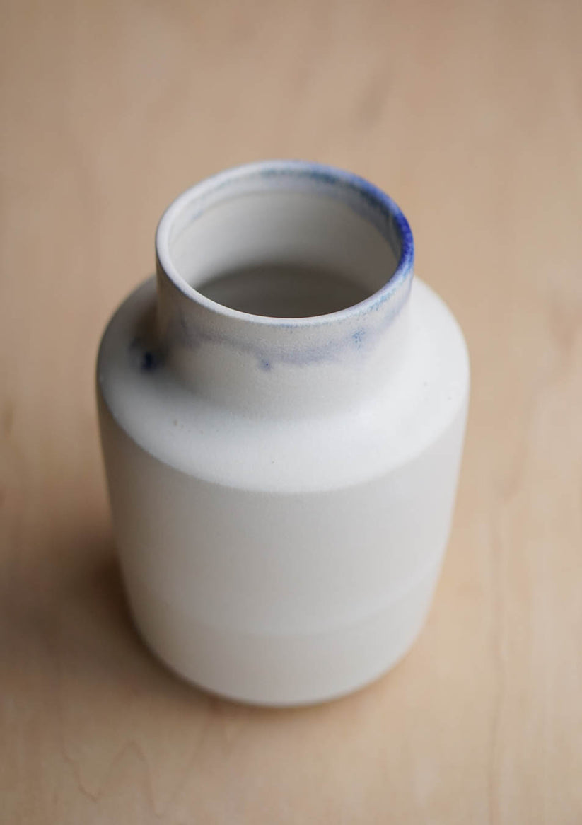Frosted matte vase – Feelceramics